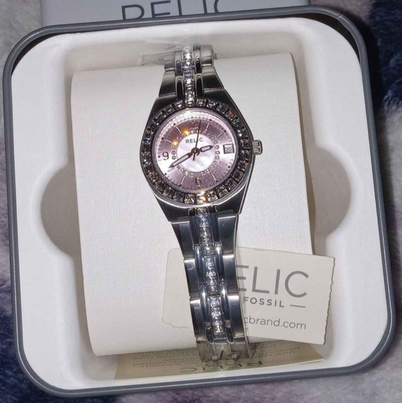 Fossil | Accessories | Brand New Ladies Relic Watch By Fossil | Poshmark